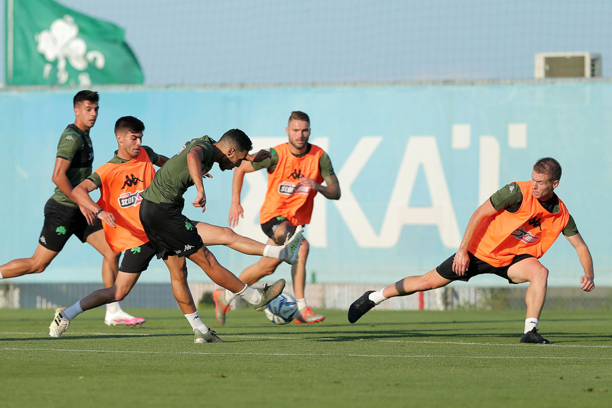 ΤΑΚΤΙΚΗ ΣΤΟ ΜΙΣΟ ΓΗΠΕΔΟ | PANATHINAIKOS FC OFFICIAL WEB SITE