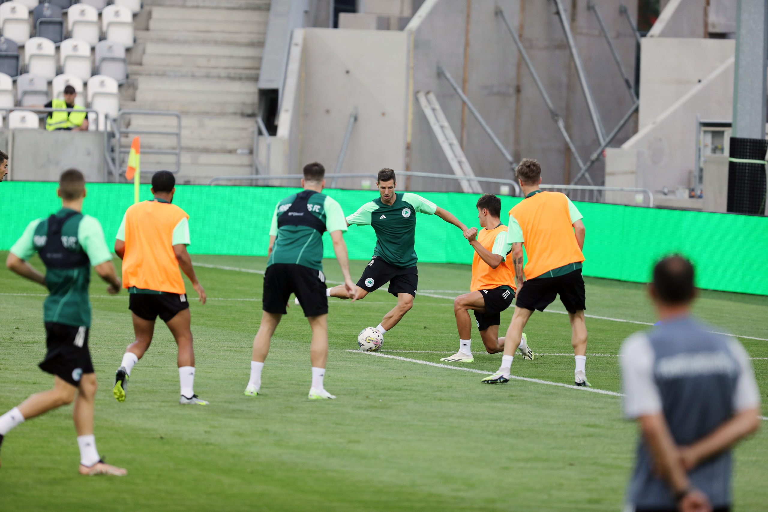 ΠΡΟΠΟΝΗΣΗ ΣΤΟ ΚΟΖΙΤΣΕ | PANATHINAIKOS FC OFFICIAL WEB SITE