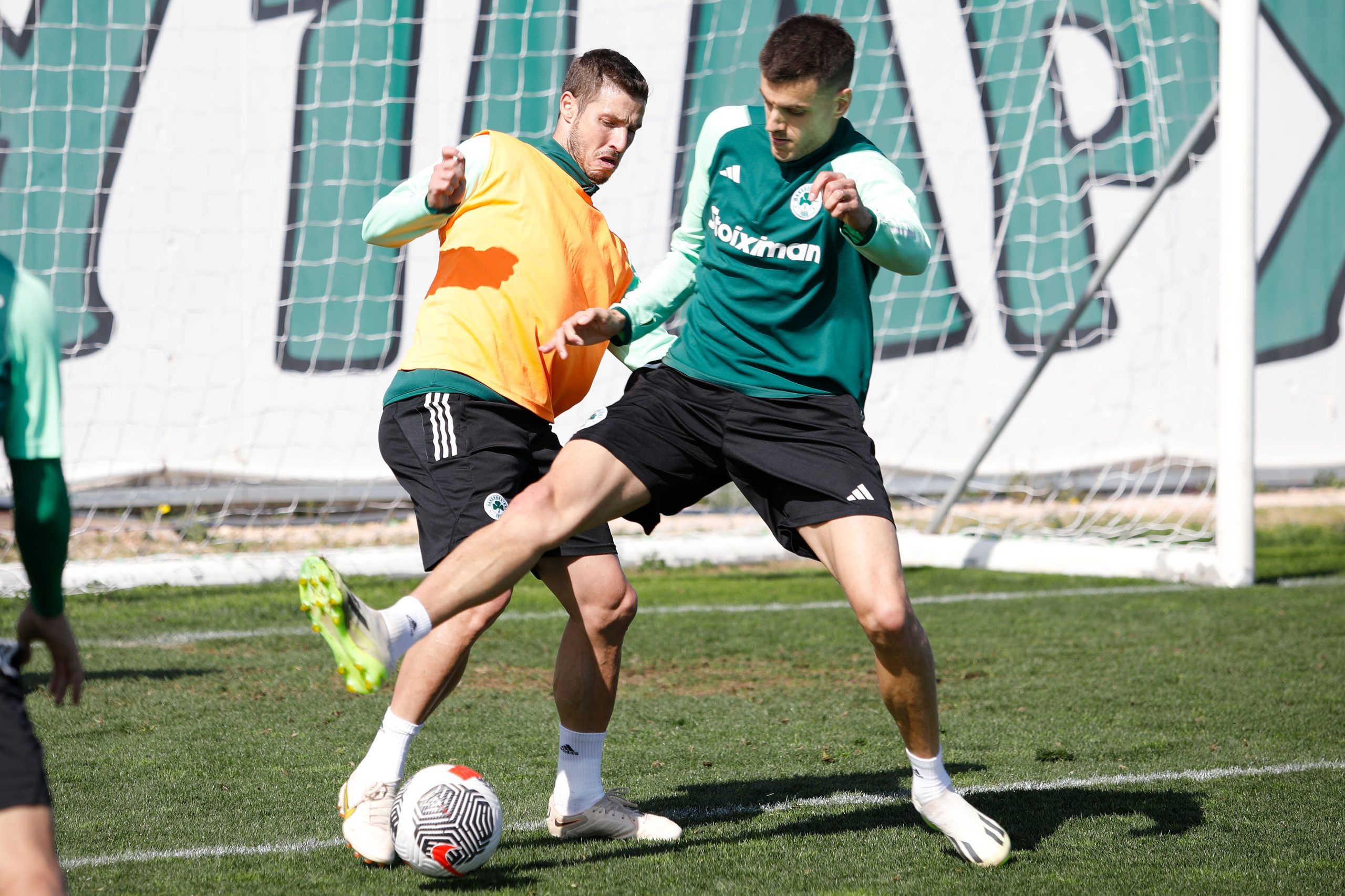 ΚΥΚΛΟΦΟΡΙΑ ΜΠΑΛΑΣ ΚΑΙ ΠΑΙΧΝΙΔΙ | PANATHINAIKOS FC OFFICIAL WEB SITE