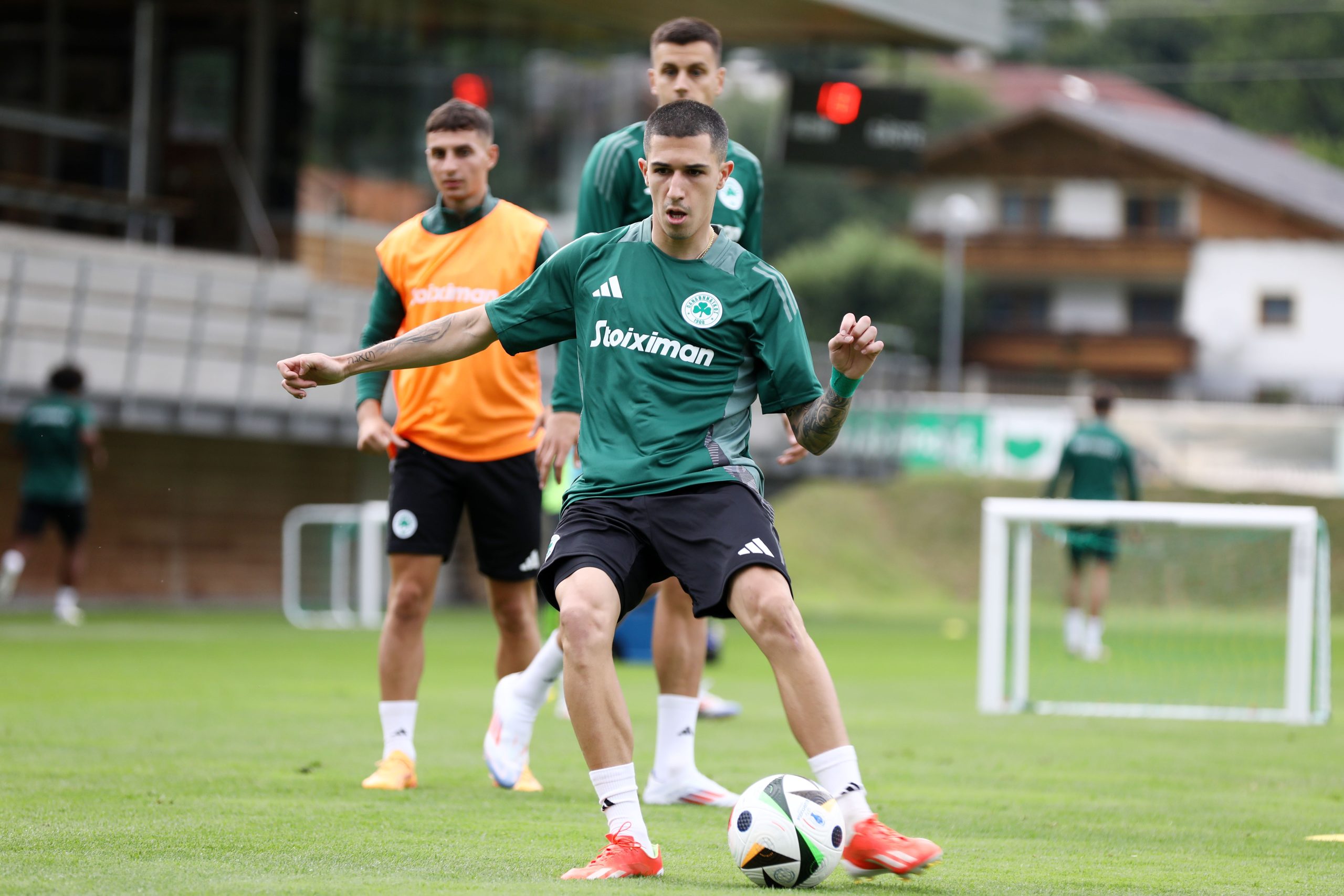 ΤΟ ΜΥΑΛΟ ΣΤΗΝ ΑΝΑΚΤΗΣΗ ΤΗΣ ΜΠΑΛΑΣ | PANATHINAIKOS FC OFFICIAL WEB SITE