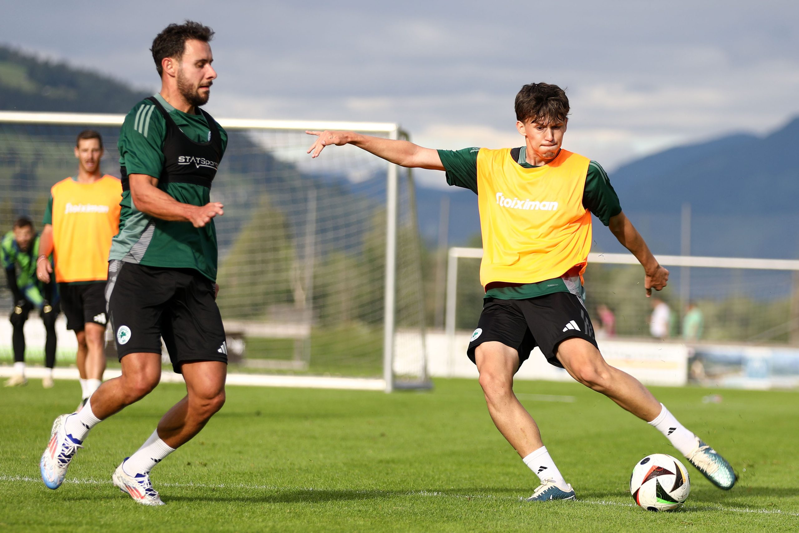 ΚΥΚΛΟΦΟΡΙΑ ΜΠΑΛΑΣ ΚΑΙ ΠΑΙΧΝΙΔΙ | PANATHINAIKOS FC OFFICIAL WEB SITE
