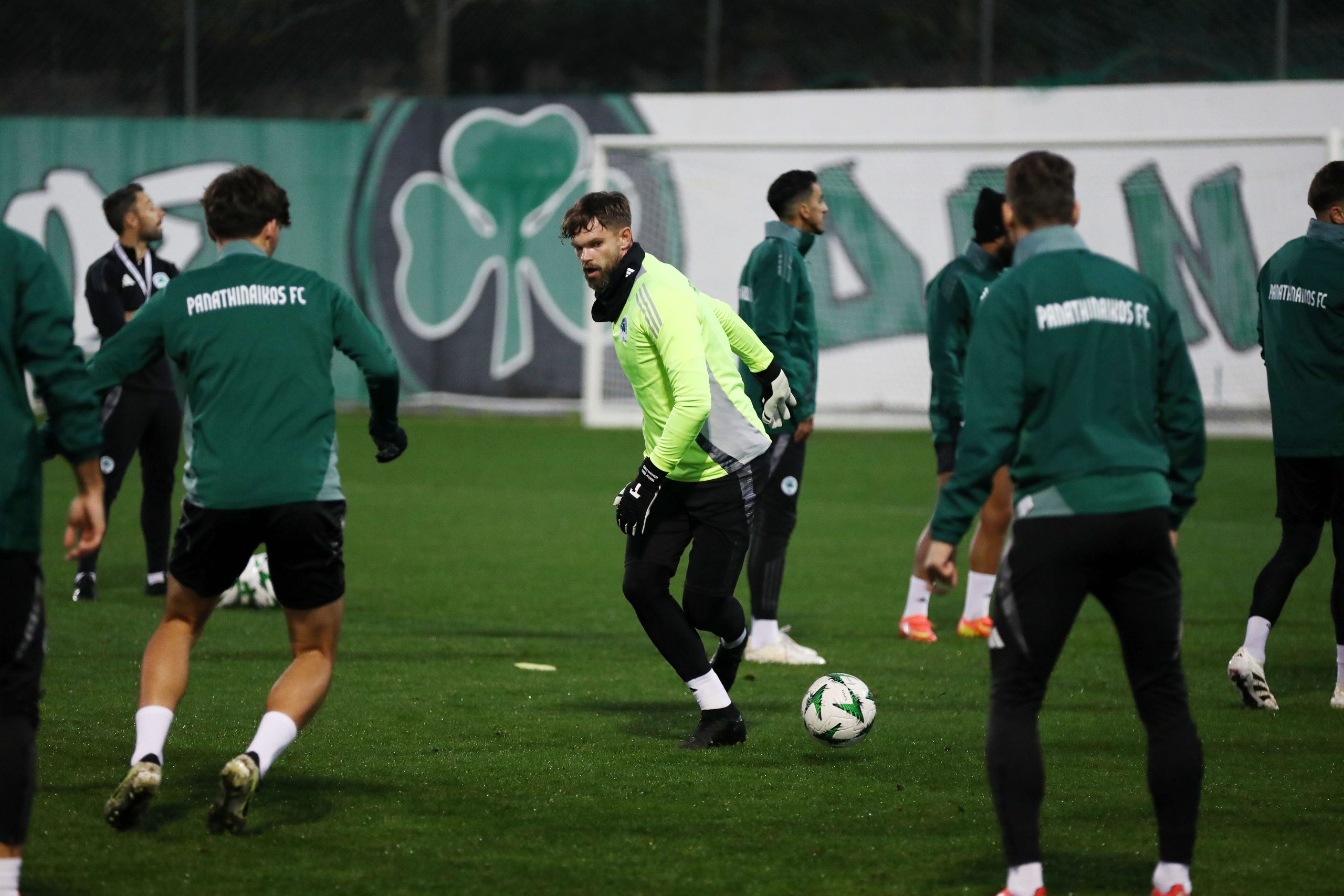 ΠΑΙΧΝΙΔΙ ΚΑΙ ΤΑΚΤΙΚΗ | PANATHINAIKOS FC OFFICIAL WEB SITE