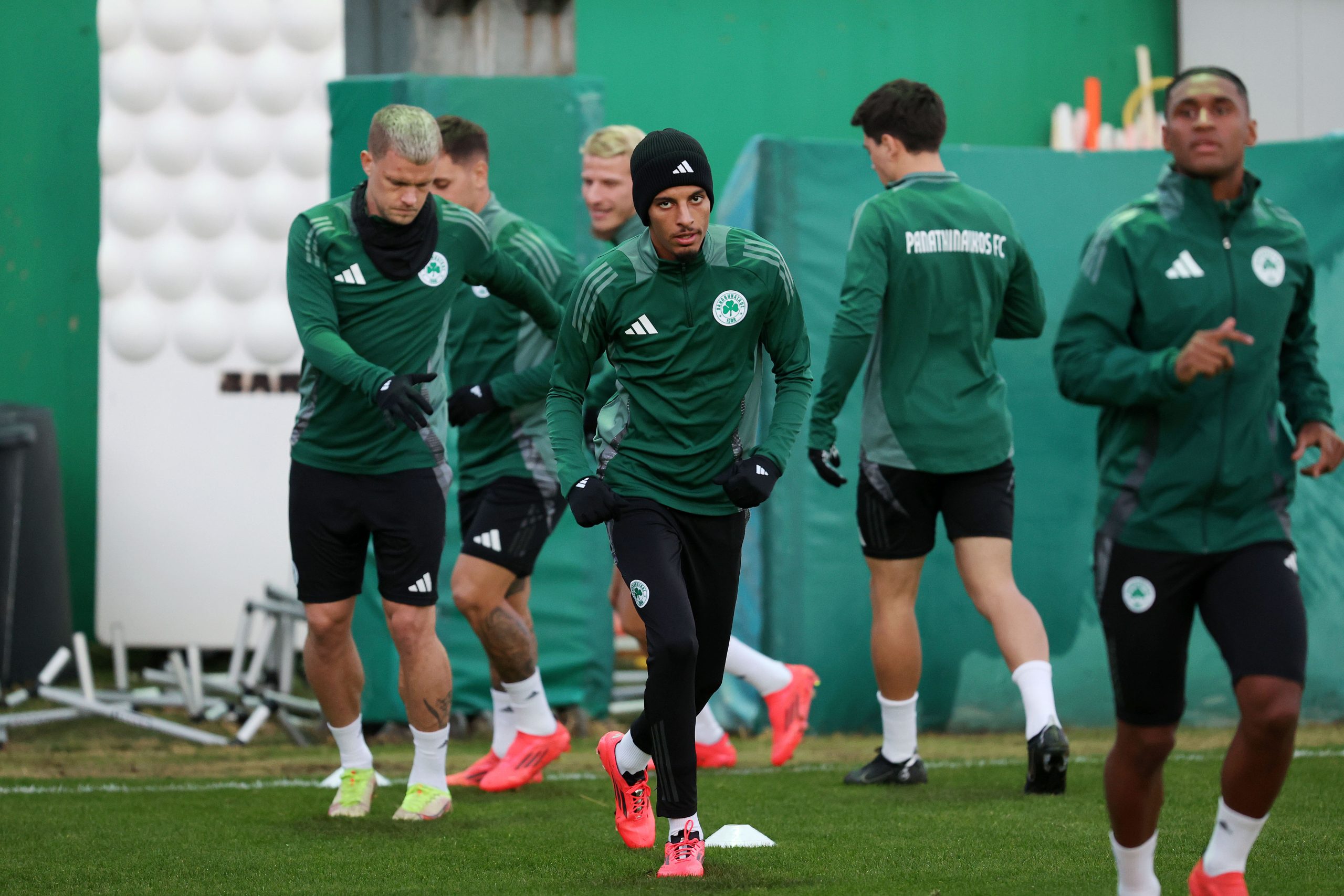 ΜΠΗΚΕ Ο ΣΕΝΚΕΦΕΛΝΤ | PANATHINAIKOS FC OFFICIAL WEB SITE